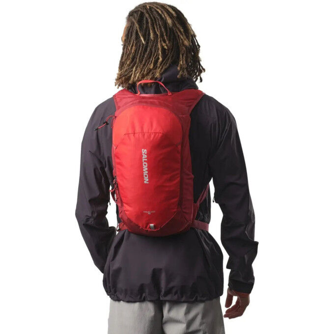 Salomon Trailblazer 10: ultra-compact backpack for short-distance hiking