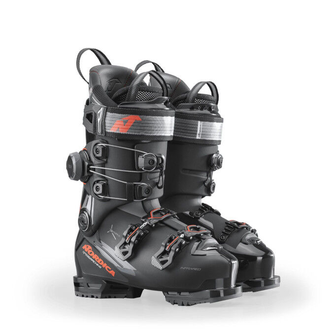 Nordica Speedmachine 3 Boa C. 130 S: power and precision on the slopes