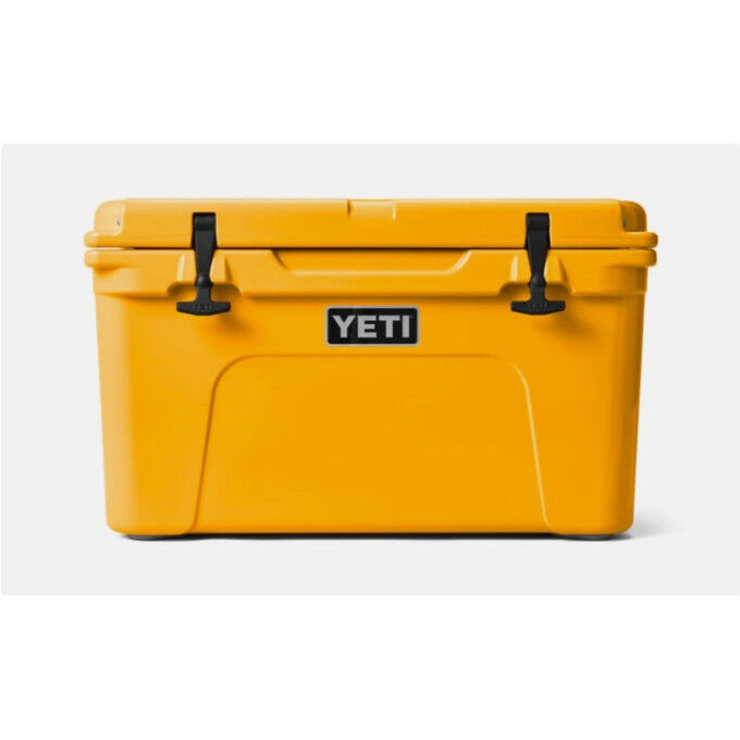 Yeti TUNDRA 45 Alpine Yellow cooler