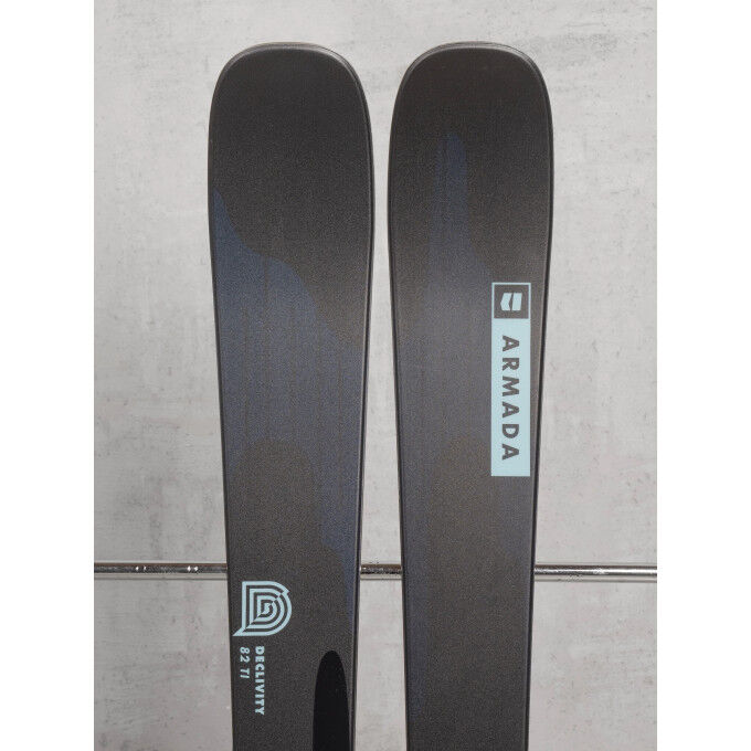 Armada DECLIVITY 82 TI + STRIVE 11 ski pack