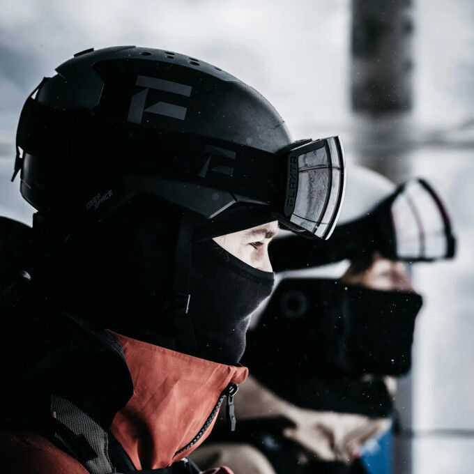 DEEP SPACE MIPS: Flaxta ski helmets